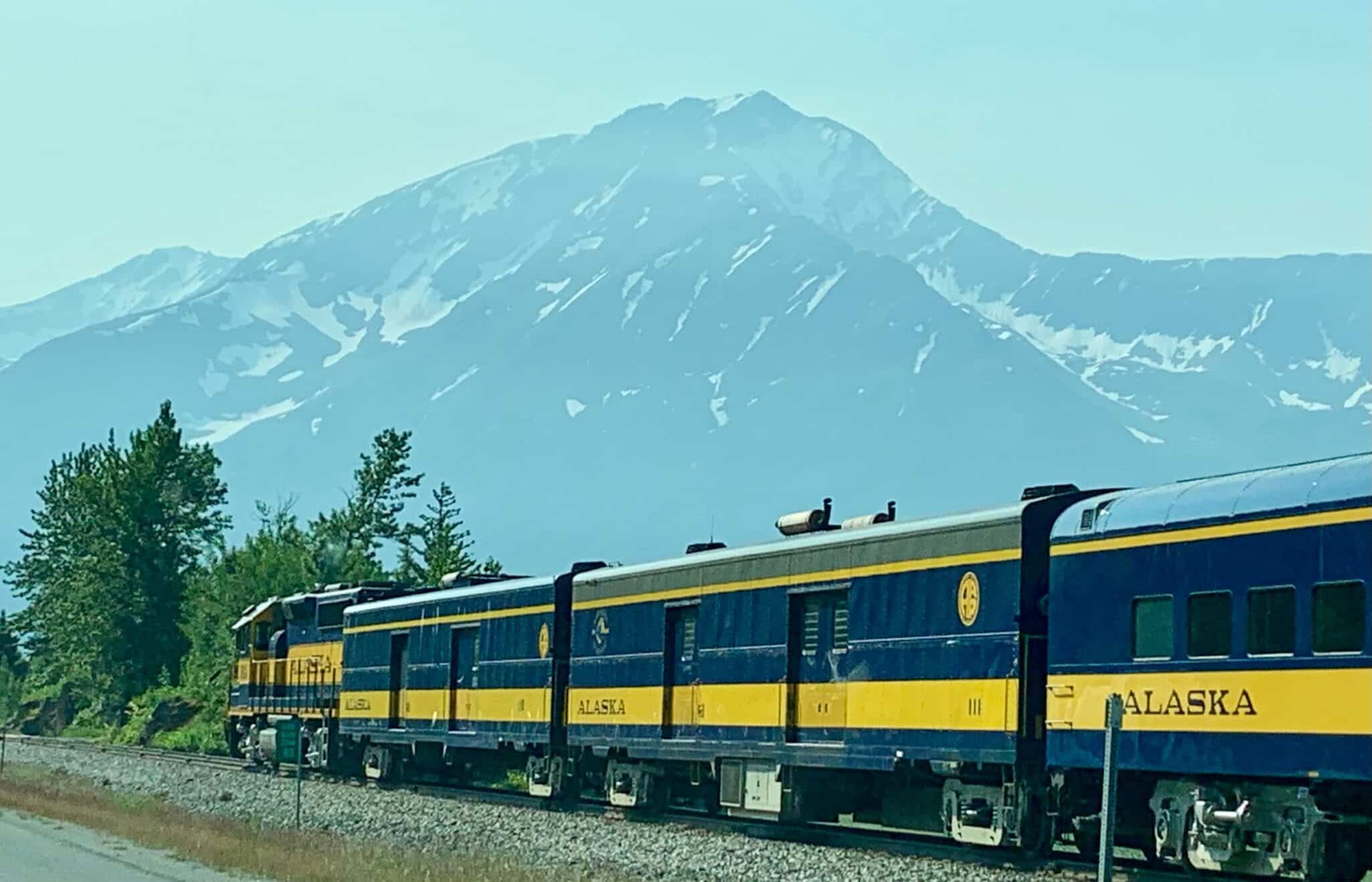 Best of Alaska 12 Month Visitors Guide